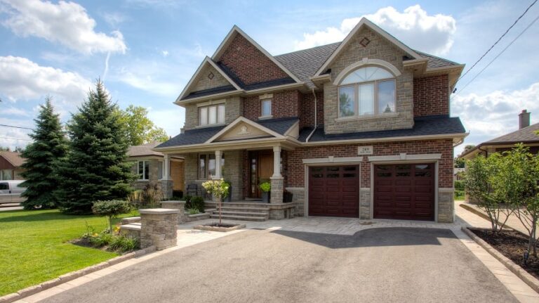 How Much Does Front Yard Landscaping Cost in Toronto