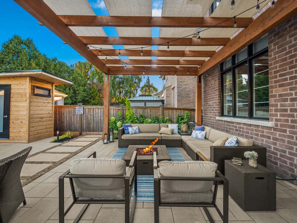 Versatile Uses of Sandstone in Landscape Design in Toronto