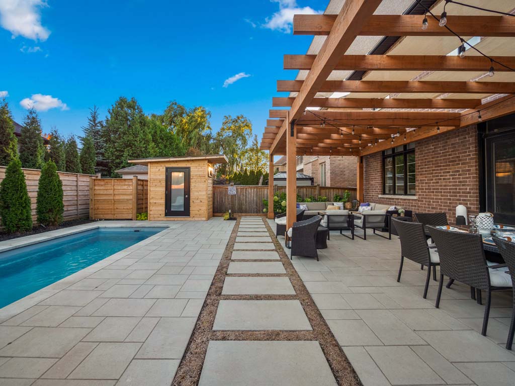 Versatile Uses of Sandstone in Landscape Design in Toronto